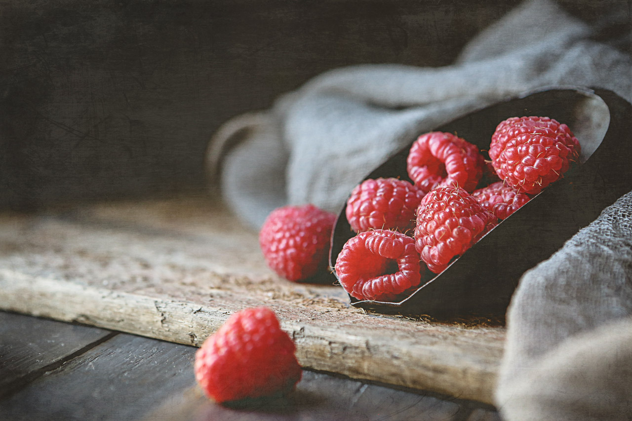 {poem + story} sew the raspberry leaves in our bedsheets. | Lubomira ...